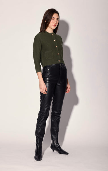Janis Cardigan, Olive